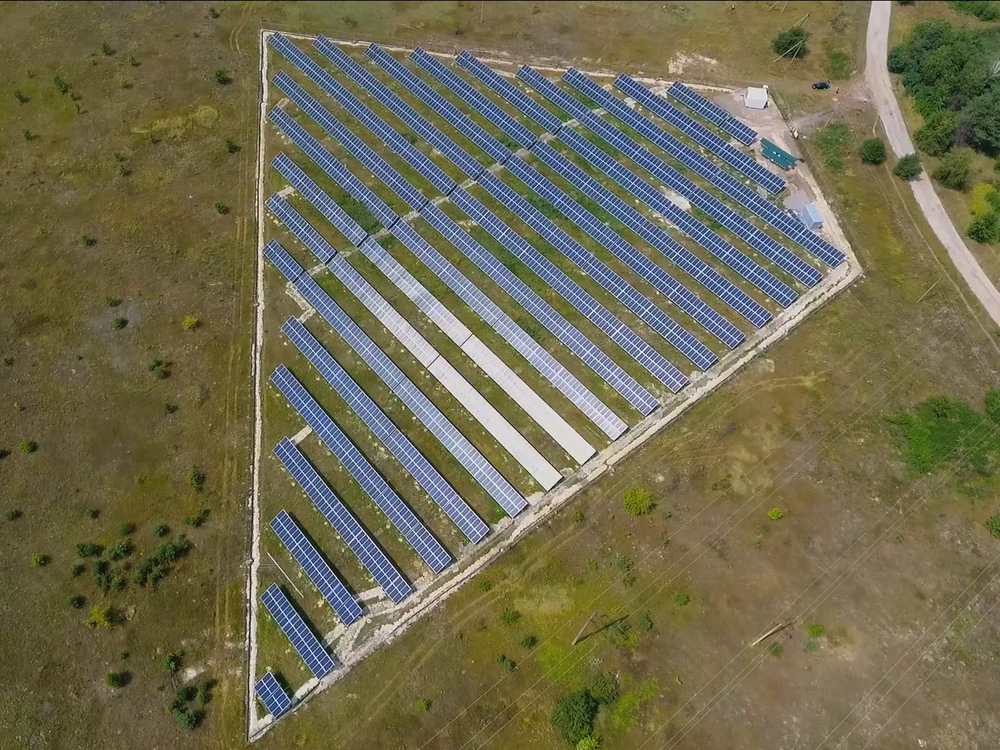 Operating solar power plant with a capacity of 1 MW in Kyiv region ...