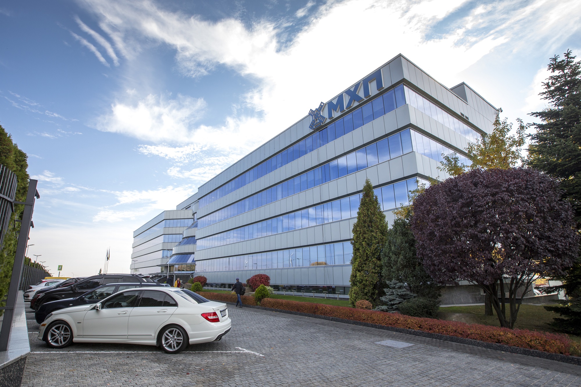 Ukraine’s largest chicken producer MHP to take a loan of up to $400m to ...